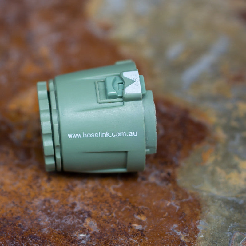 18mm Universal Tap Connector for Standard Taps | Hoselink