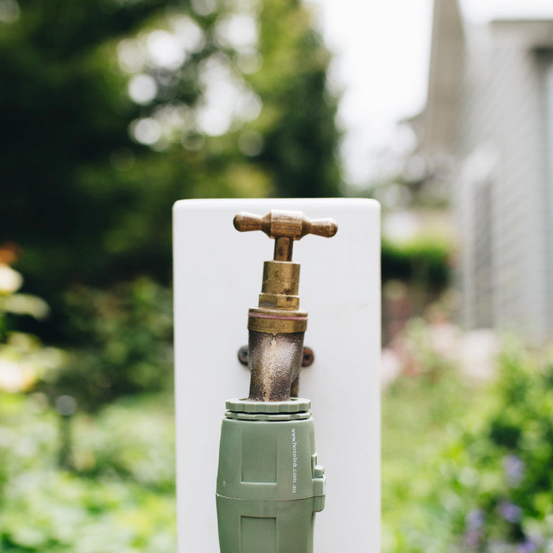 18mm Universal Tap Connector for Standard Taps | Hoselink