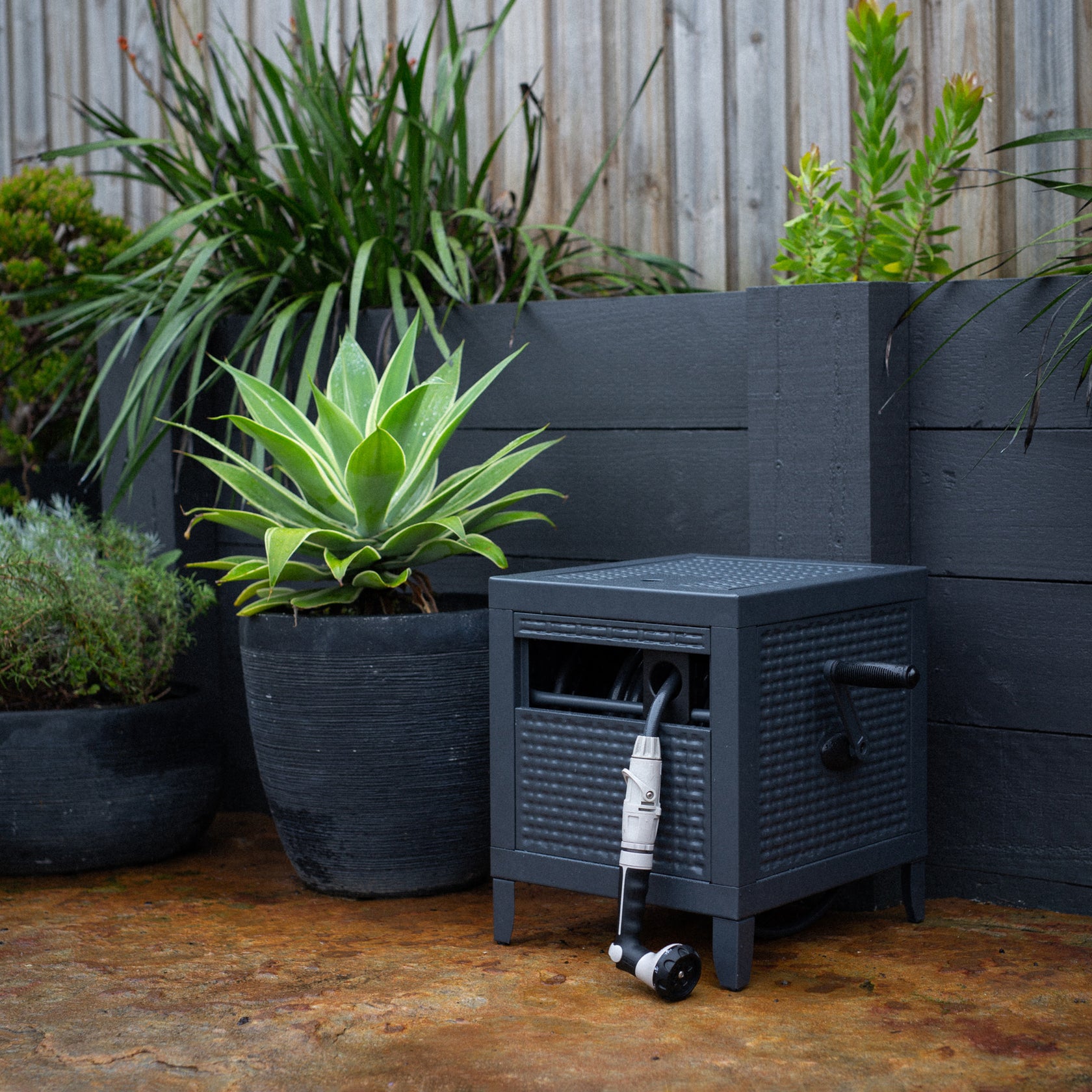 Metal Garden Hose Reel Box | Hoselink