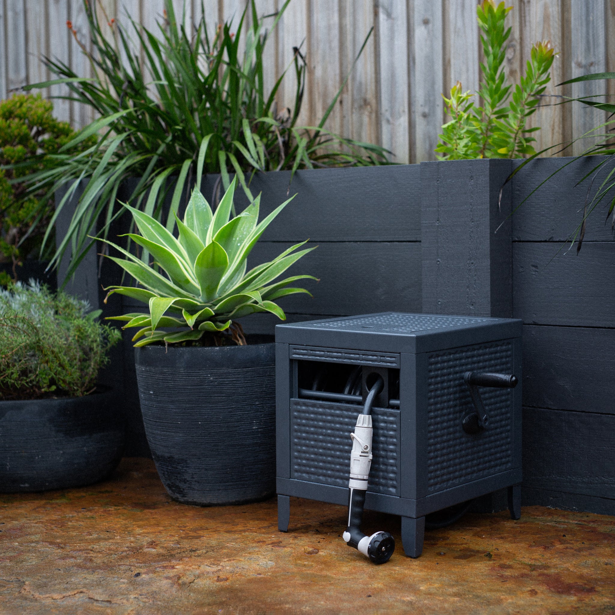 Metal Garden Hose Reel Box | Hoselink