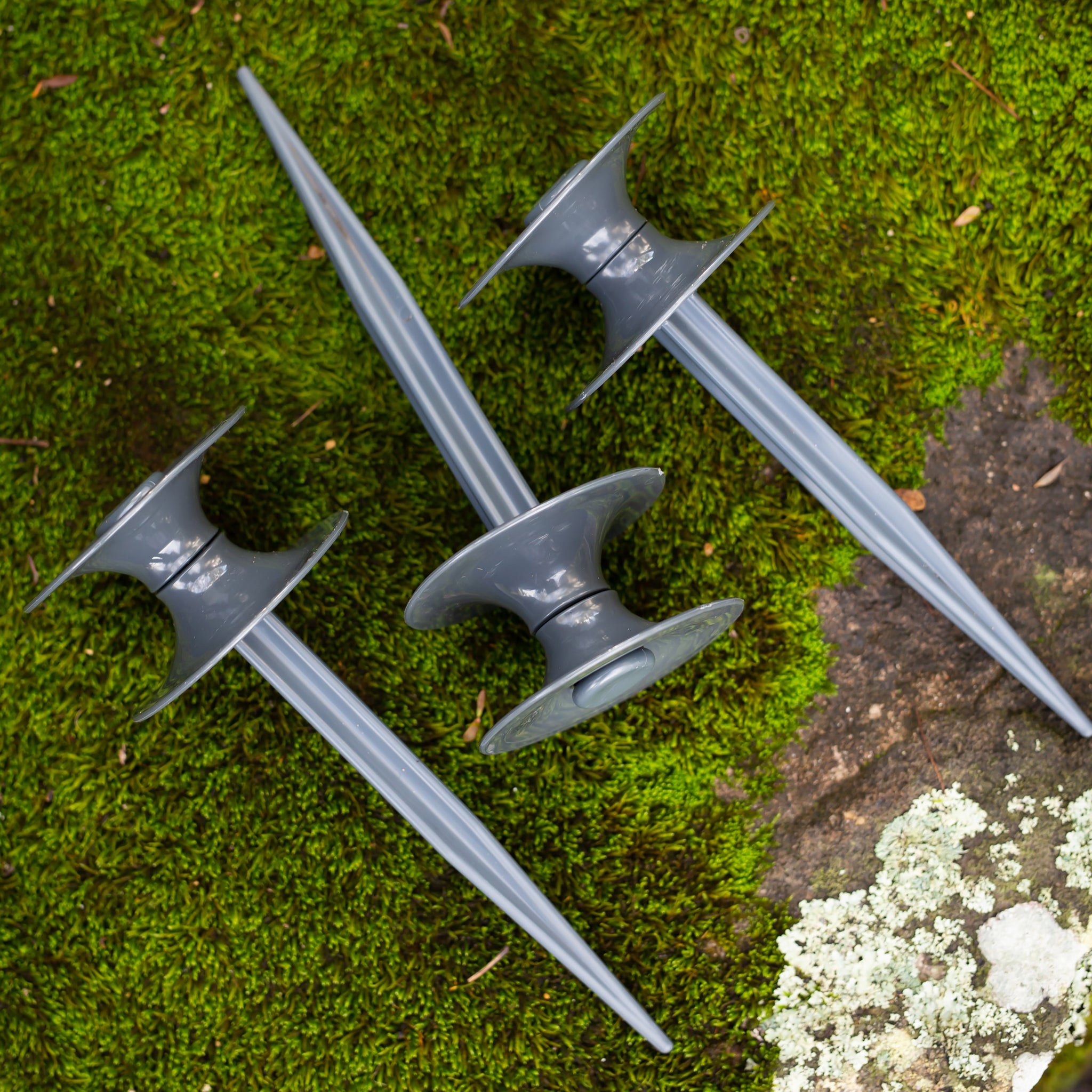 Swivel Ground Hose Guide - 3 Pack | Hoselink