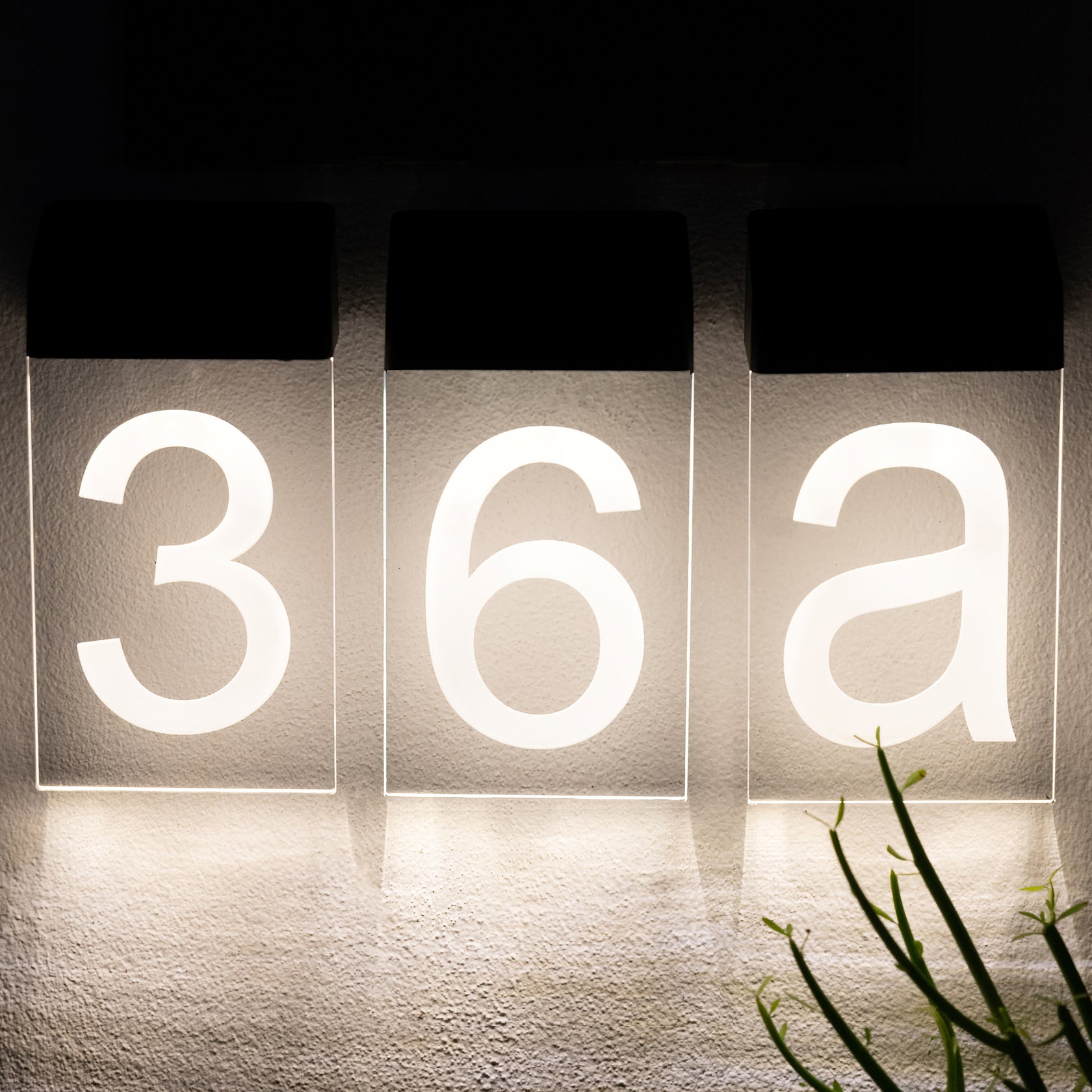 Solar House Numbers | LED Light | Multicolour – Hoselink